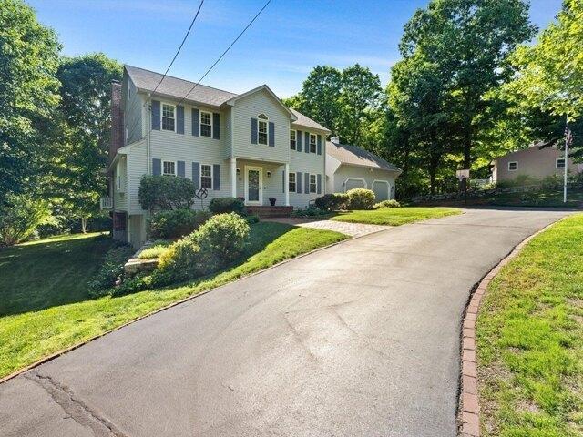 house with 4 bedroom, Millbury MA DS104042011