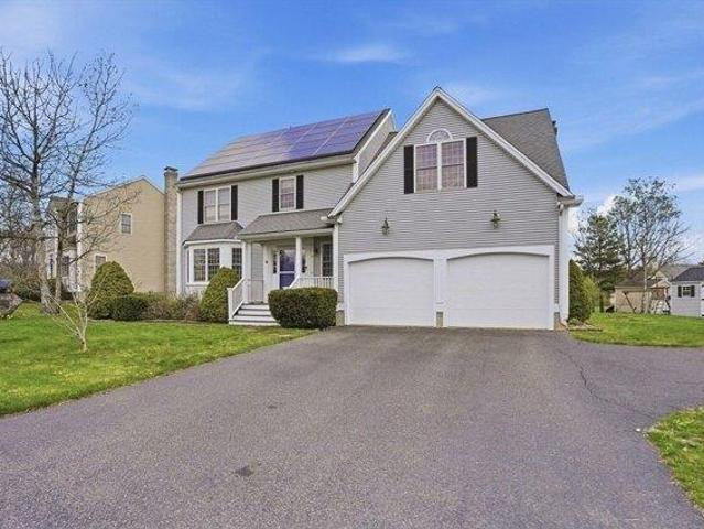 house with 4 bedroom, Millbury MA ES103247606