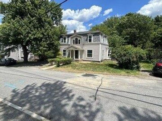 house with 4 bedroom, Millbury MA ES104329368