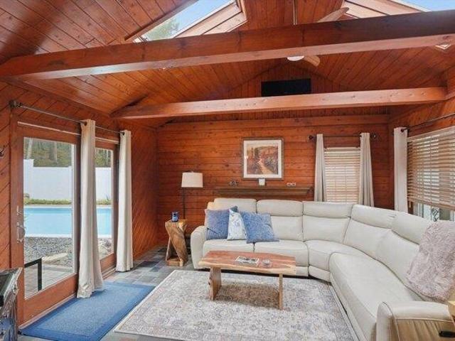 house with 4 bedroom, Millbury MA ES105040883