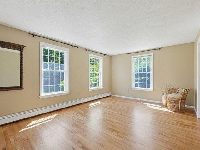 house with 4 bedroom, Millis MA ES102959602