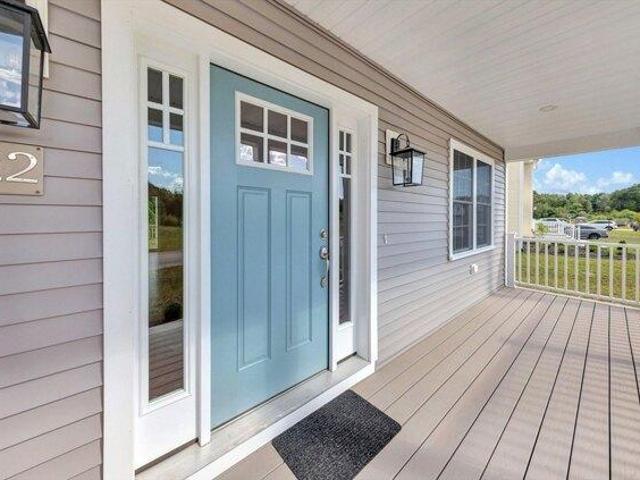 house with 4 bedroom, Millis MA ES103186493