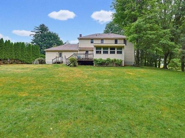 house with 4 bedroom, Millville MA ES105143548