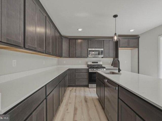 house with 4 bedroom, Millville NJ ES105277976