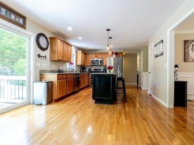 house with 4 bedroom, Mont Vernon NH ES104009208