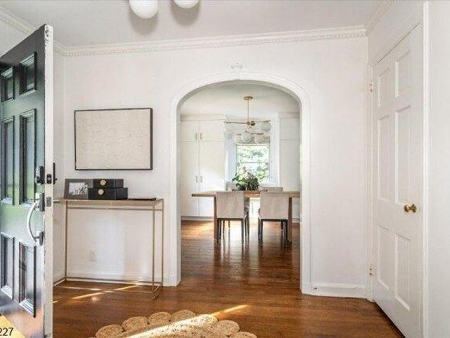 house with 4 bedroom, Montclair NJ DS102761308