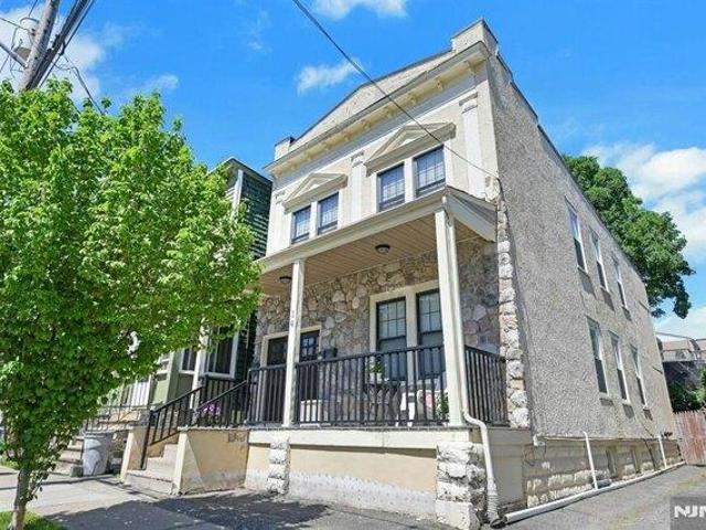 house with 4 bedroom, Montclair NJ DS103161296