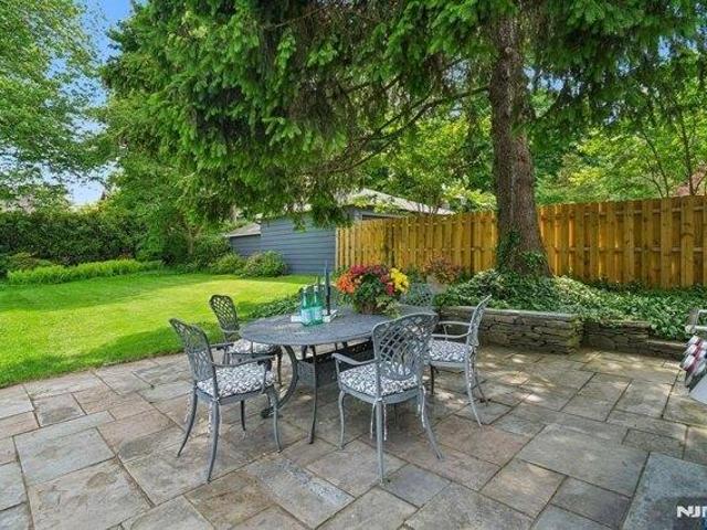 house with 4 bedroom, Montclair NJ ES102825548