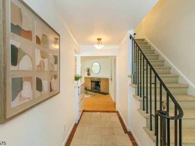 house with 4 bedroom, Montclair NJ ES104608395