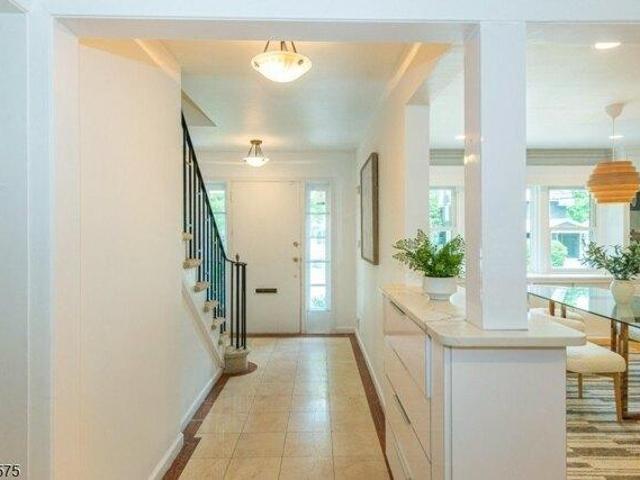 house with 4 bedroom, Montclair NJ ES104850487