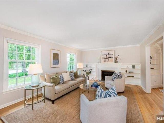 house with 4 bedroom, Montclair NJ ES104233311