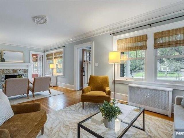 house with 4 bedroom, Montclair NJ ES104299557