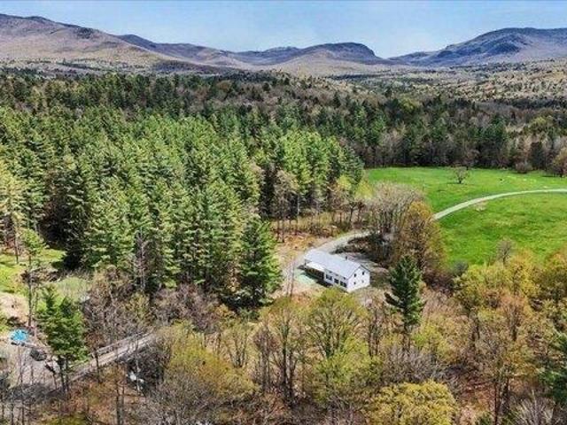 house with 4 bedroom, Montgomery VT ES103441044