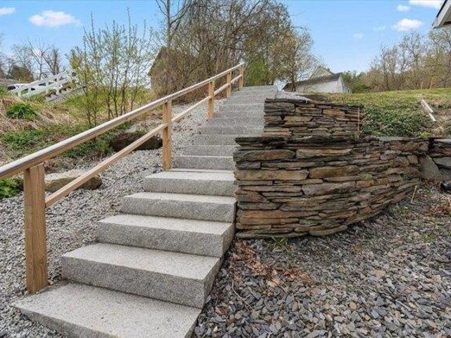 house with 4 bedroom, Montpelier VT DS102761602