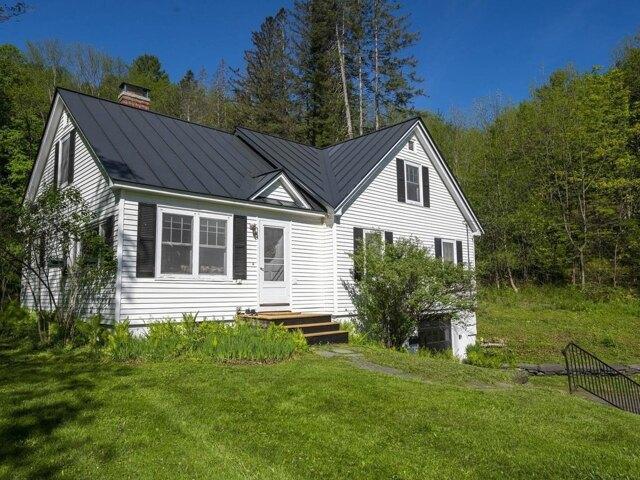 house with 4 bedroom, Montpelier VT DS103070666