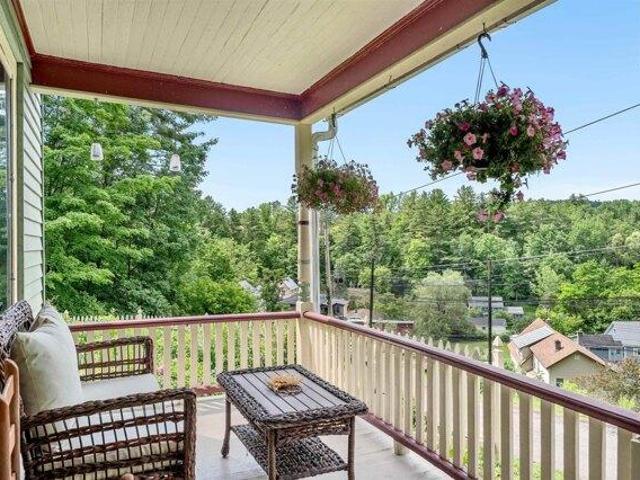 house with 4 bedroom, Montpelier VT ES103619280