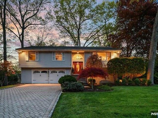 house with 4 bedroom, Montvale NJ DS102724861