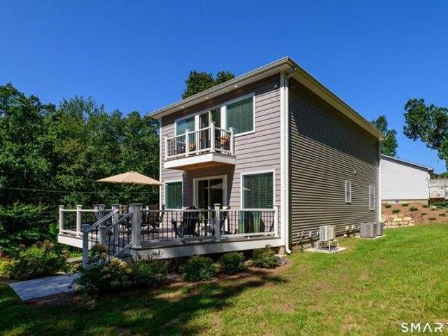 house with 4 bedroom, Montville CT DS103159587
