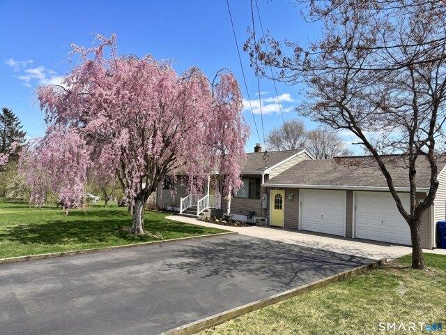 house with 4 bedroom, Montville CT ES102824983