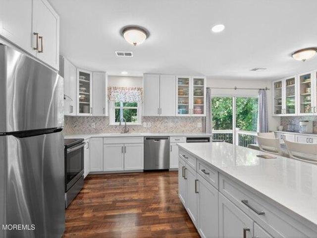 house with 4 bedroom, Monmouth Junction NJ DS103619603