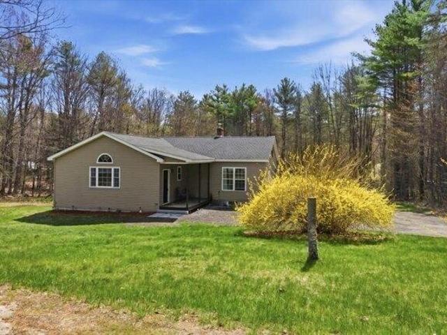 house with 4 bedroom, Monmouth ME DS103160403