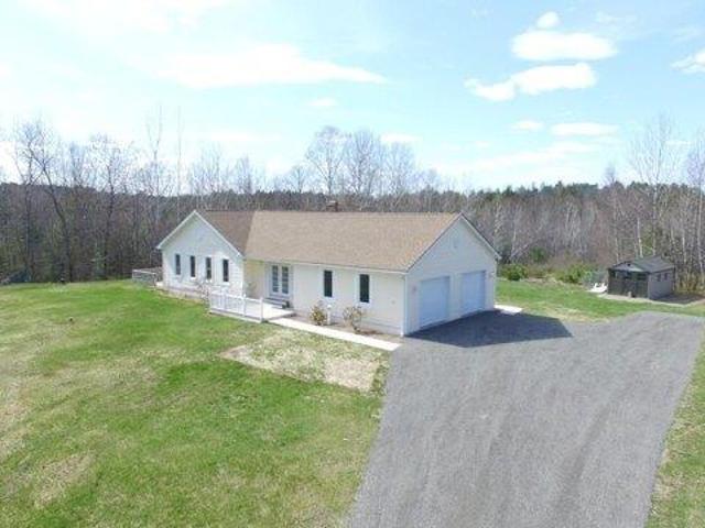 house with 4 bedroom, Monmouth ME DS103124970