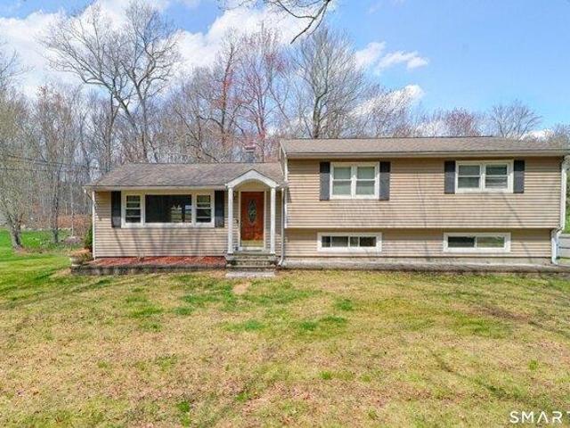 house with 4 bedroom, Monroe CT DLS101750402