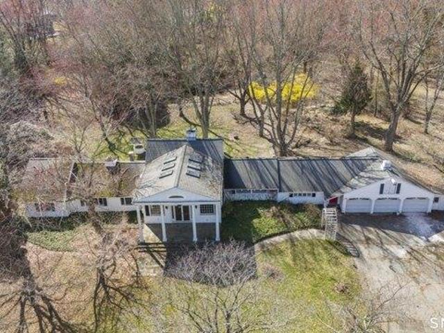 house with 4 bedroom, Monroe CT DLS102217438