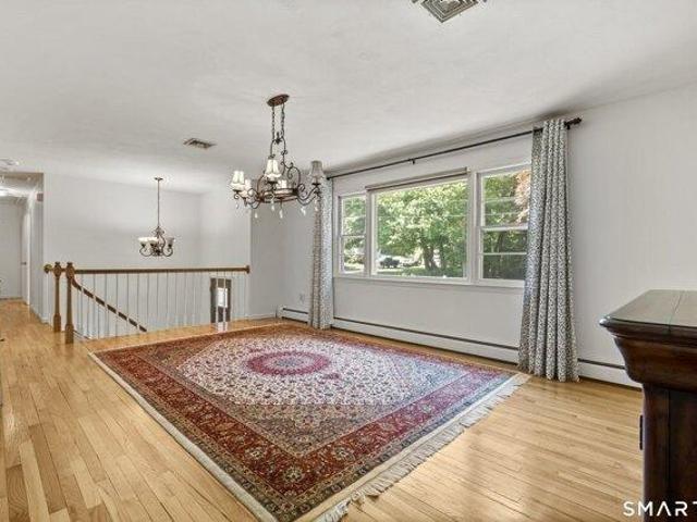 house with 4 bedroom, Monroe CT DS102726355