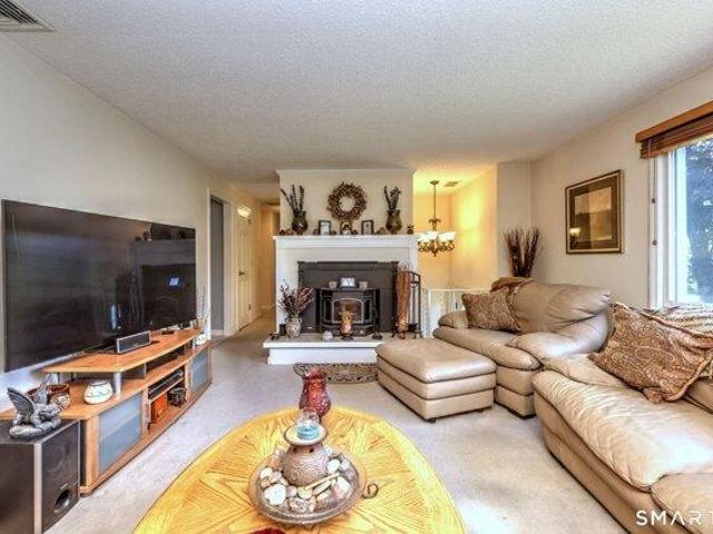 house with 4 bedroom, Monroe CT DS103163362