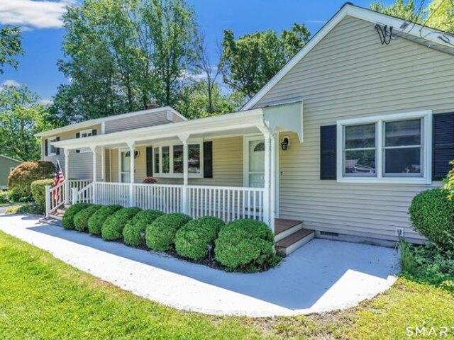 house with 4 bedroom, Monroe CT DS103189201
