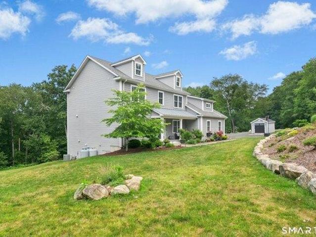 house with 4 bedroom, Monroe CT DS104153256