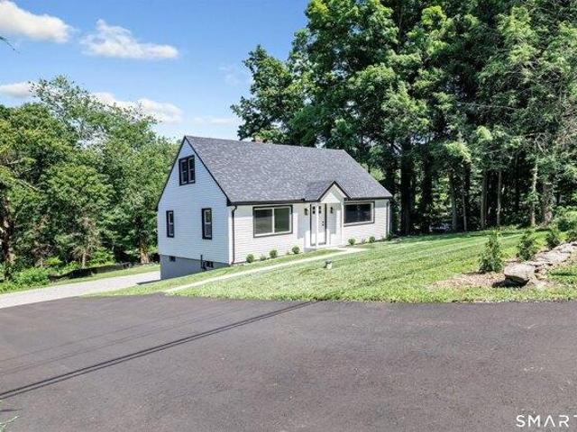 house with 4 bedroom, Monroe CT DS104232805