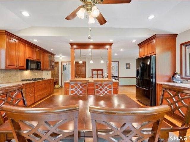 house with 4 bedroom, Monroe CT ES103102419