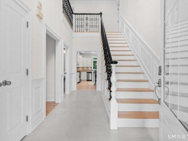 house with 4 bedroom, Monroe CT ES105400648