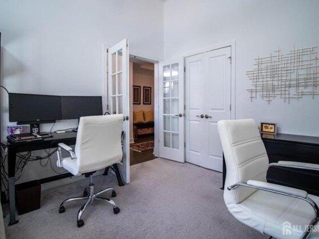 house with 4 bedroom, Monroe NJ ES105233927