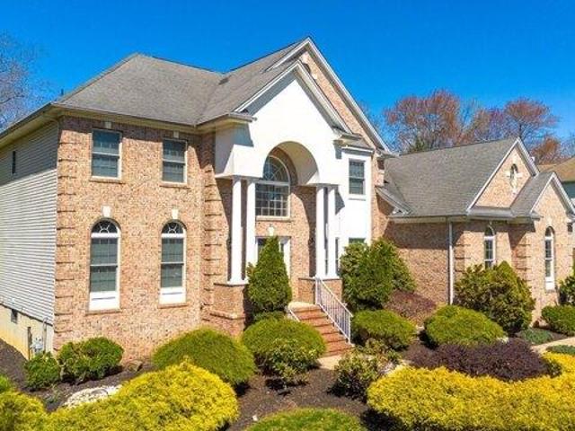 house with 4 bedroom, Monroe Township NJ DLS102779355