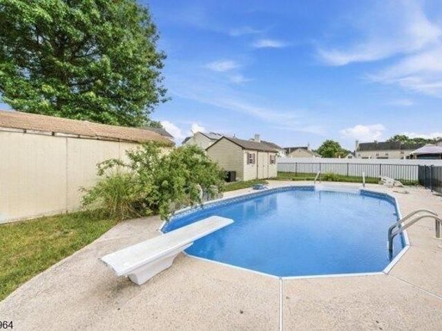 house with 4 bedroom, Monroe Township NJ ES105207250