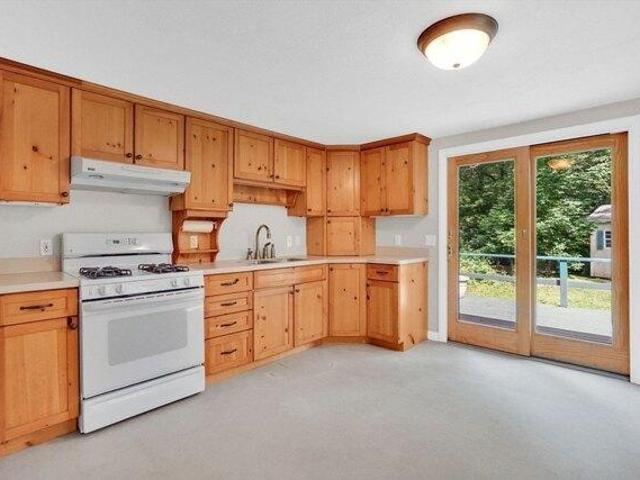 house with 4 bedroom, Monson MA ES104904421