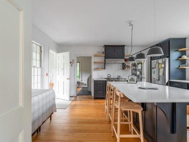 house with 4 bedroom, Monson ME ES105123013