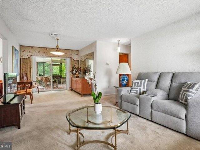 house with 4 bedroom, Moorestown NJ ES105158443