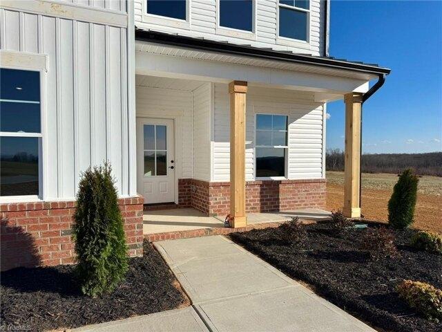 house with 4 bedroom, Mocksville NC ES103603040