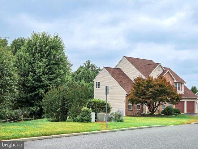 house with 4 bedroom, Mohnton PA ES104906023