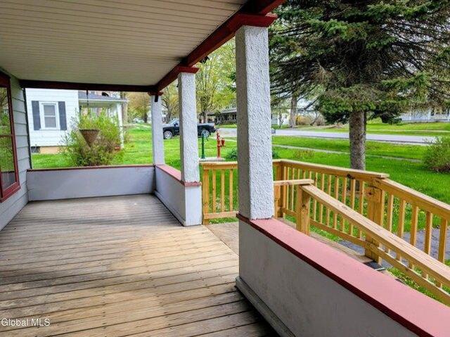 house with 4 bedroom, Moriah NY ES103627743