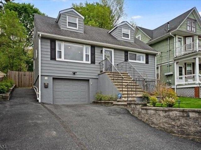 house with 4 bedroom, Morristown NJ DS102586386