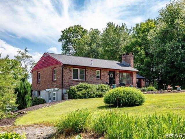 house with 4 bedroom, Morris CT ES104540099