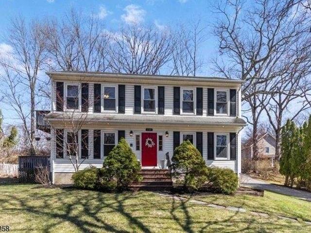 house with 4 bedroom, Morris Plains NJ DLS101782072