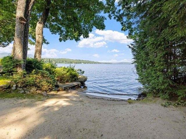 house with 4 bedroom, Moultonborough NH ES104191485