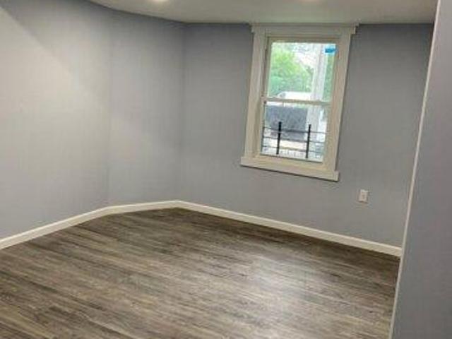 house with 4 bedroom, Mount Vernon NY ES105189844