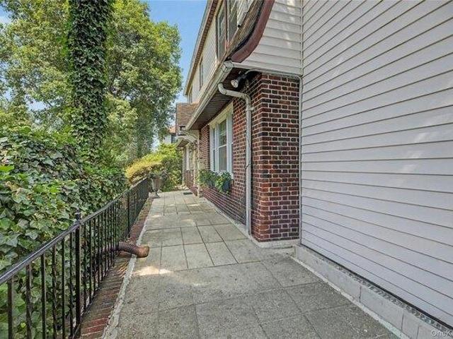 house with 4 bedroom, Mount Vernon NY ES105204315